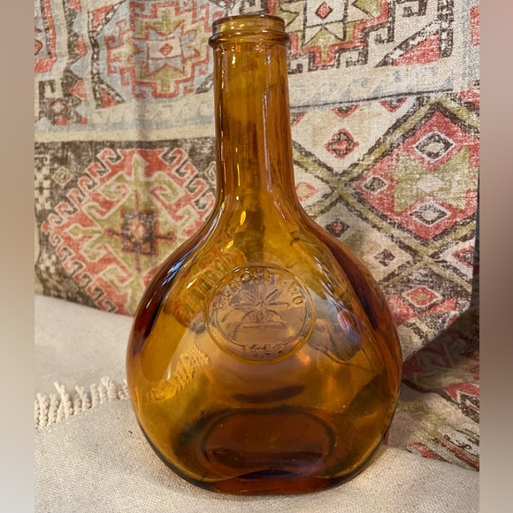 Wheaton | Accents | Vintage Wheaton Amber Glass Bottle | Poshmark